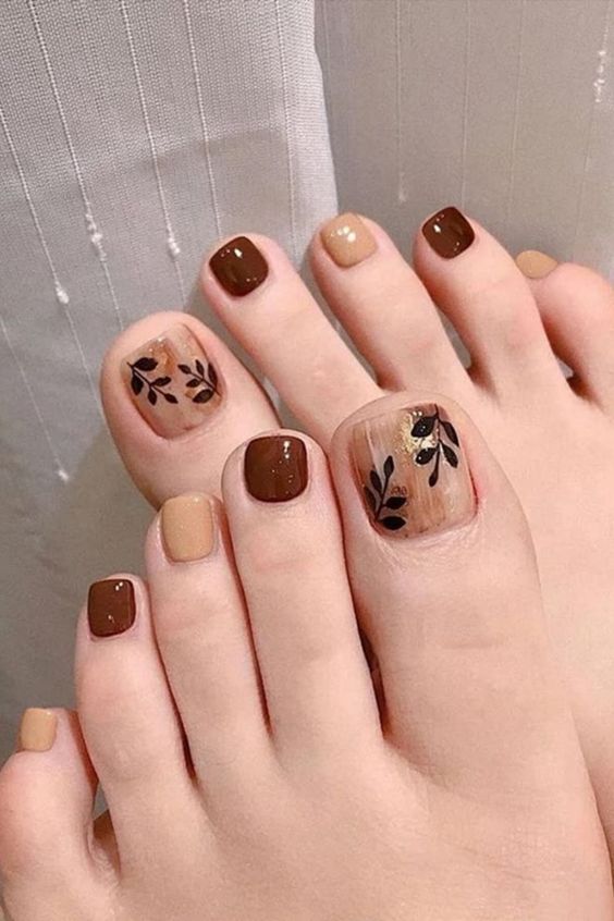 Lovely Simple Toe Nails For Your DIY Aesthetic Makeover - DIY Discovers